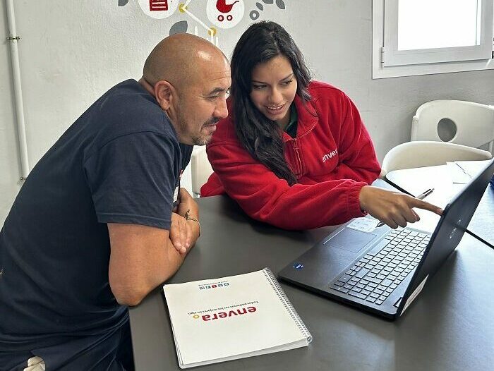 Envera refuerza su Servicio de Inserción Laboral en Tenerife con el apoyo de Fundación “la Caixa ...